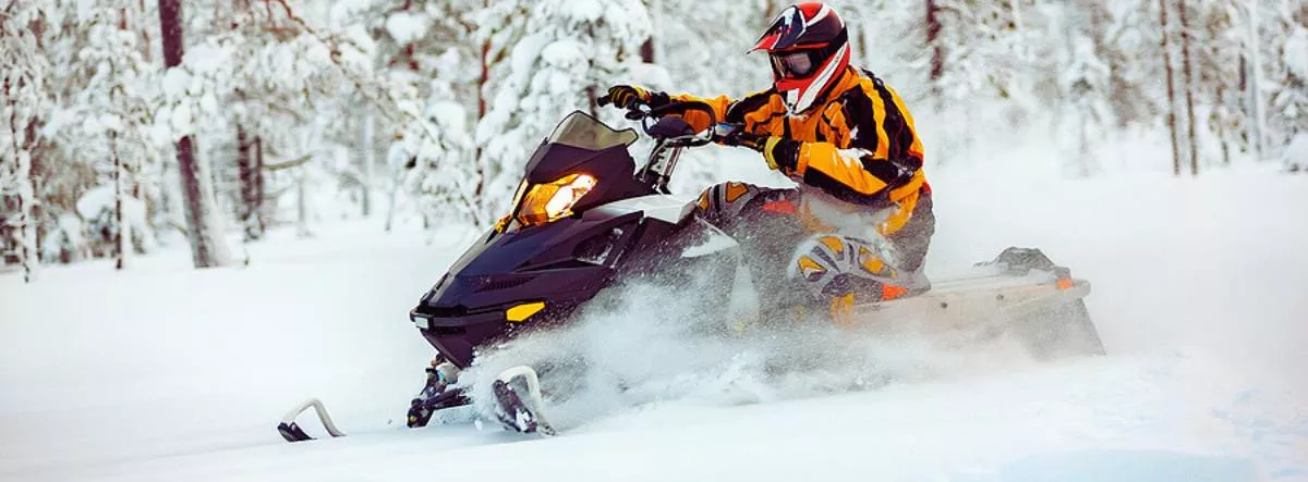 Best Snowmobile Helmet Choices Surex